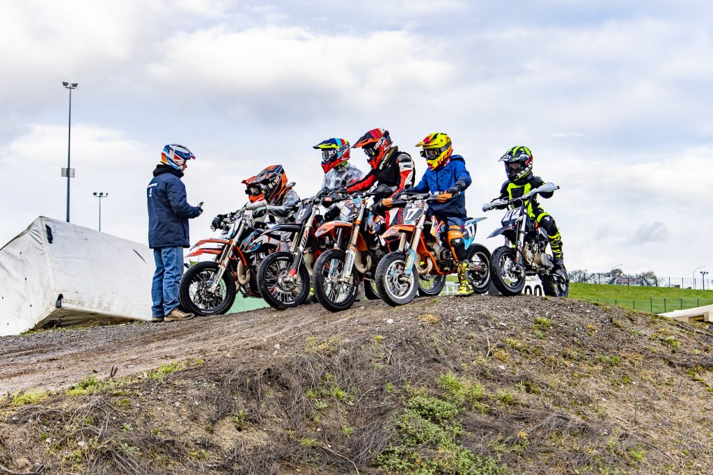 Steun de Belgian Motorcycle Academy - Kicxstart