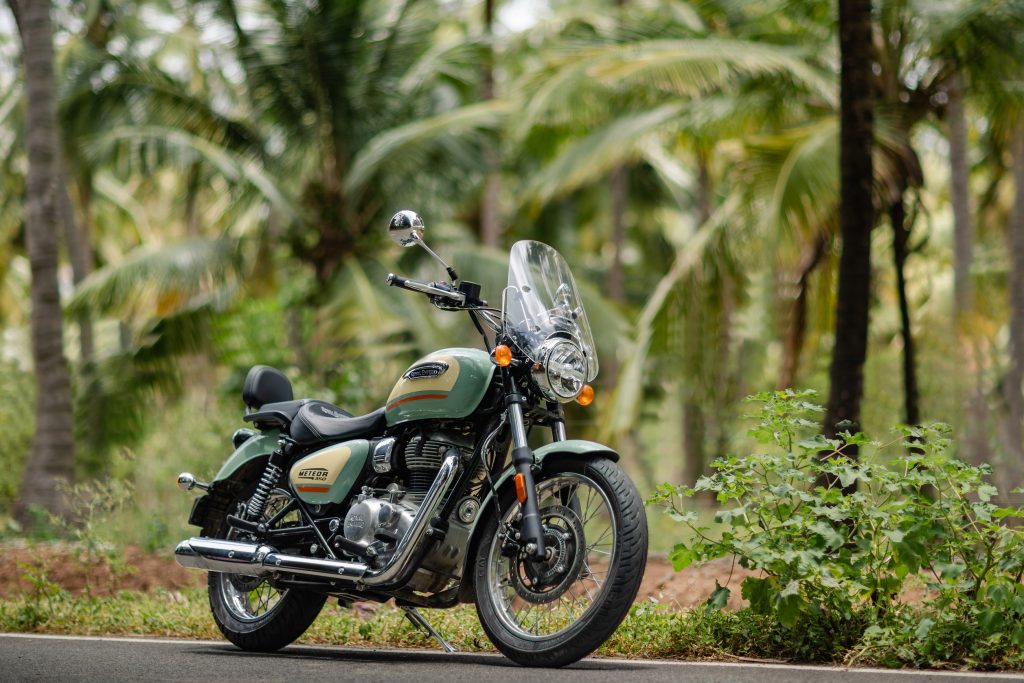 Nieuw: Royal Enfield Meteor 350 Aurora - Kicxstart